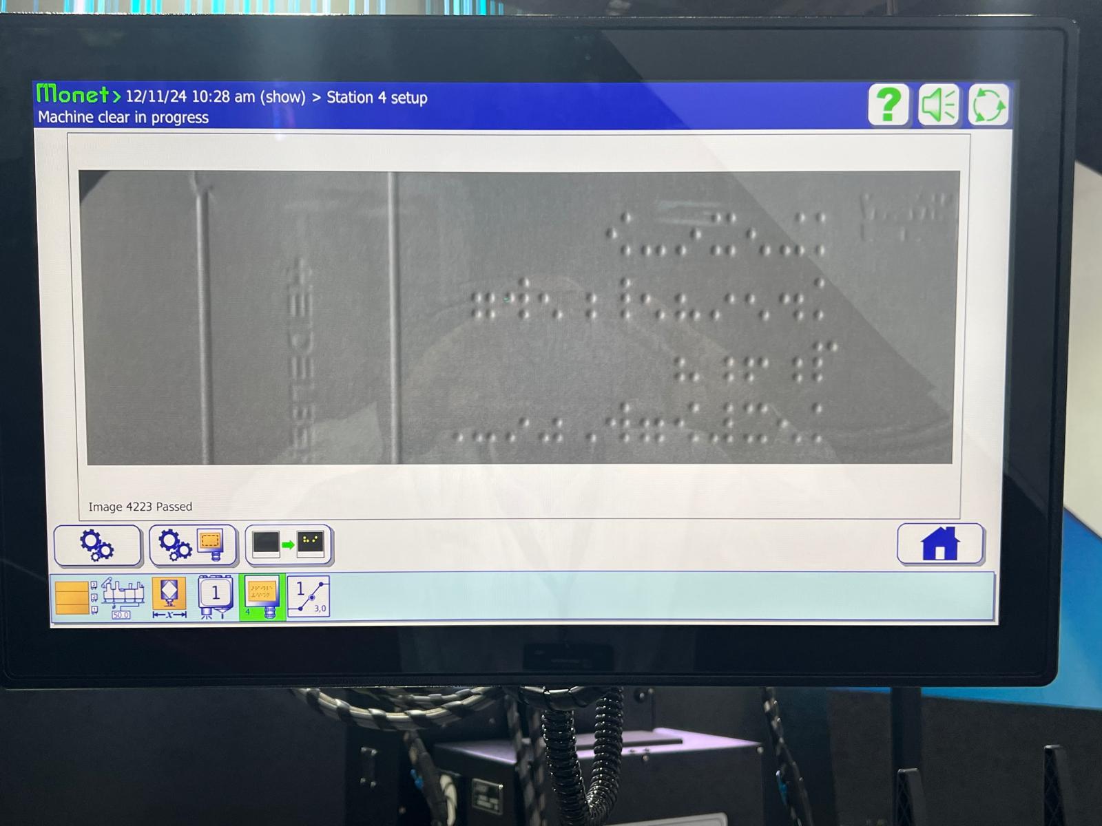 Leary displays Braille inspection during Expografica 2024 - W. H. Leary